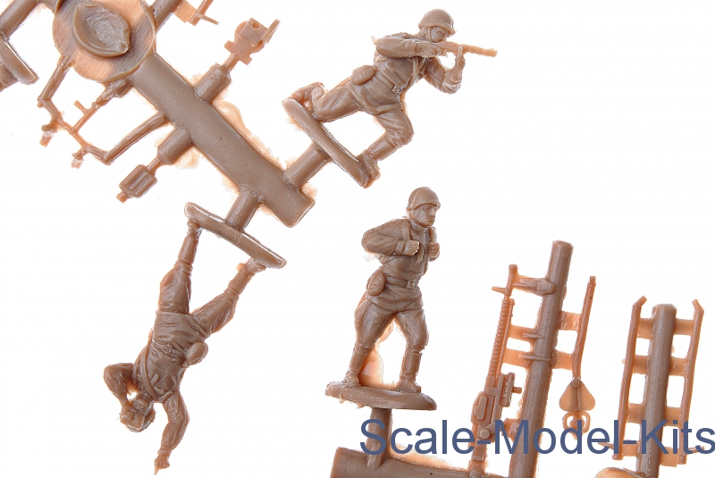 Soviet DShK AA MG and crew-Orion plastic scale model kit in 1:72 scale ...